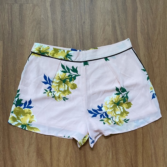 Shorts | Pale Pink Floral Shorts | Poshmark